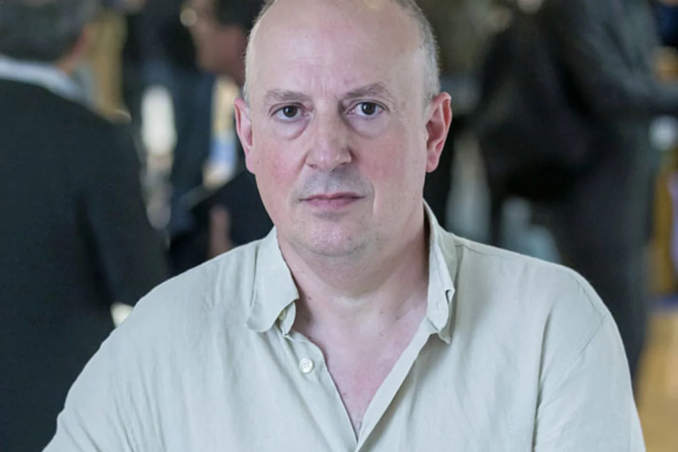 "El buen jefe de servicio es el que sabe delegar parte de su poder ...